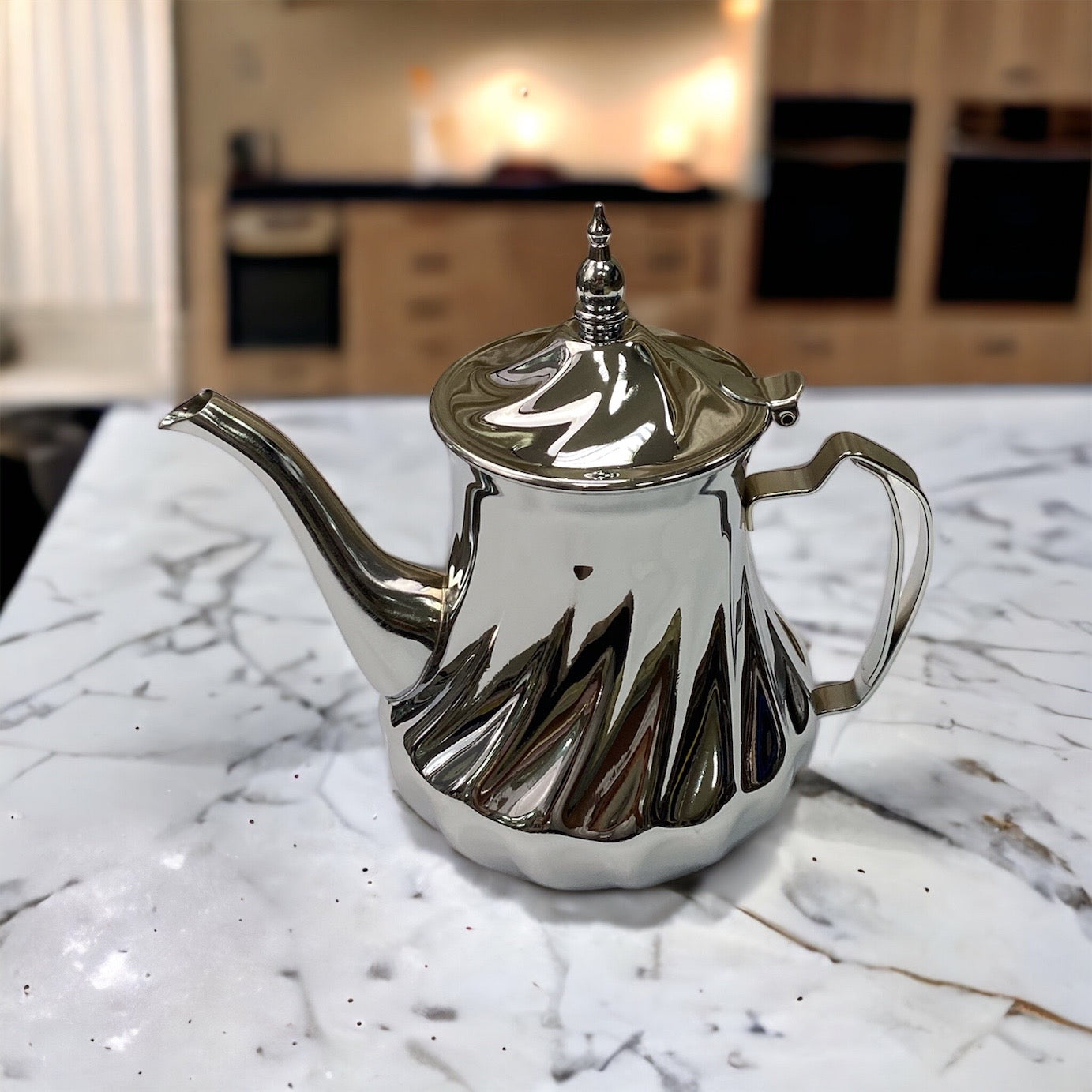 Tetera moderna 0.8l , 1.4l, 1.8 litros válida en inducción, fuego etc ...